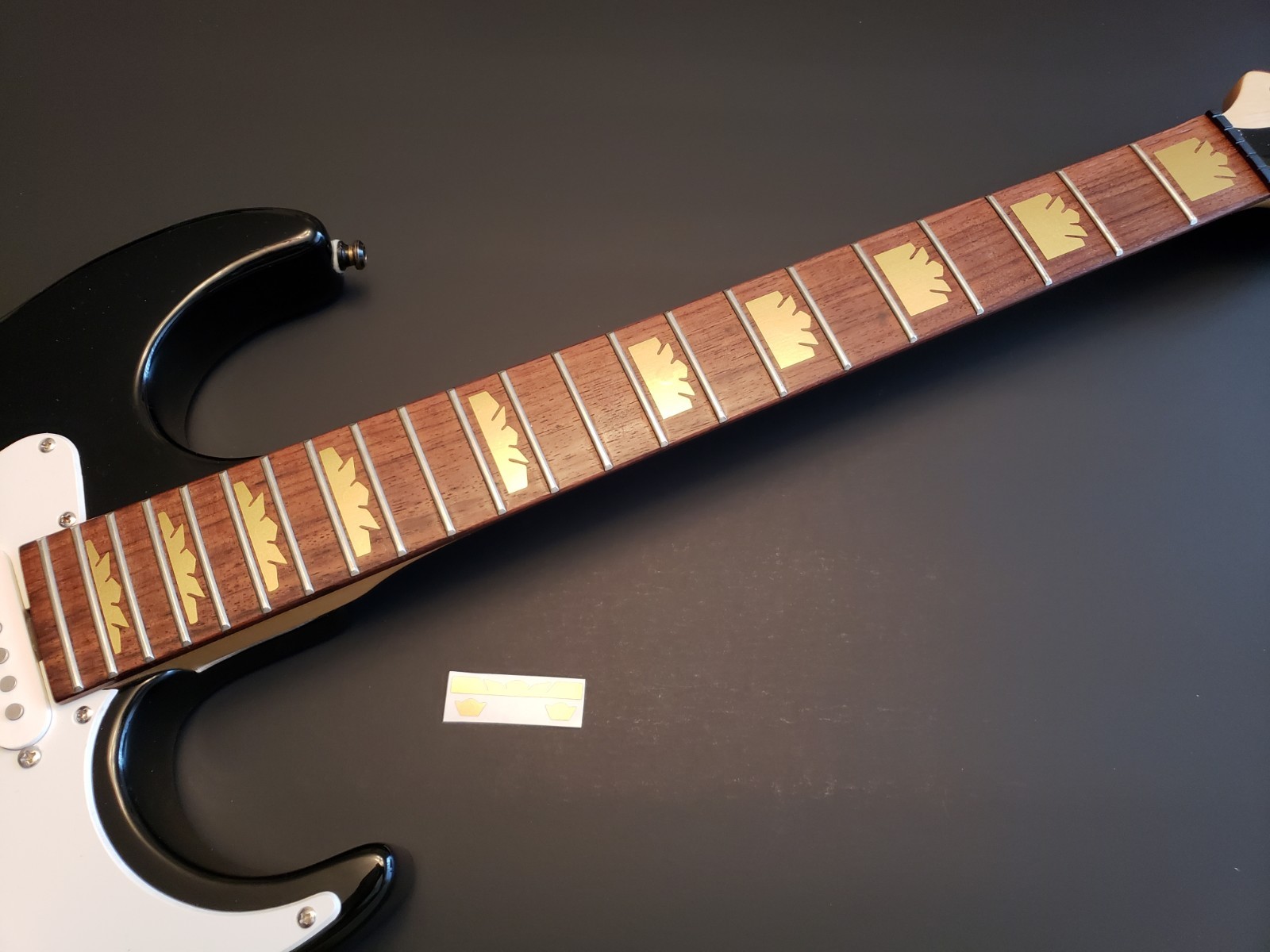 Crowns Design Fretboard Markers Vinyl Decals Inlays for Any Guitar 30 ...