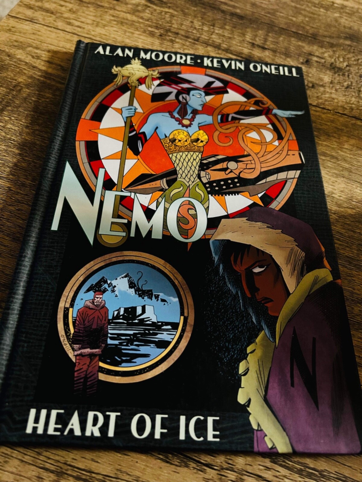Nemo: Heart of Ice and Nemo : The Roses of Berlin by Alan Moore ...