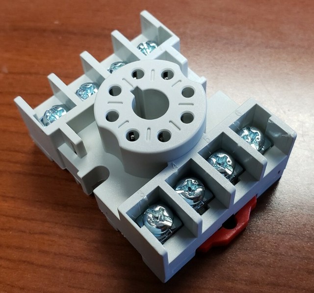 Eaton D3PA2 Relay Socket Finger Safe Octal 8 Pin for sale online | eBay