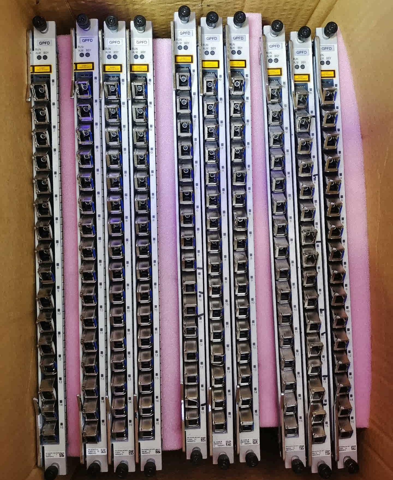 Used HUAWEI GPON/EPON OLT MA5608T 2×MCDU 8GE 1×MPWC 2DC Optional GPBD ...