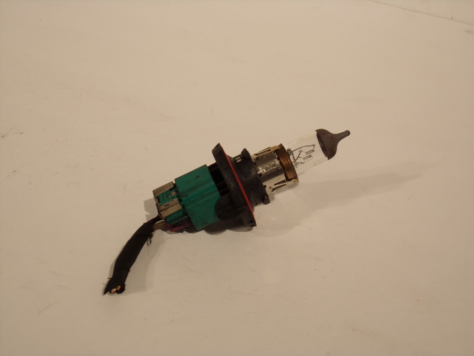 11 12 13 14 15 2011 CHEVROLET CRUZE HEADLIGHT BULB PLUG PIGTAIL 3 WIRE ...