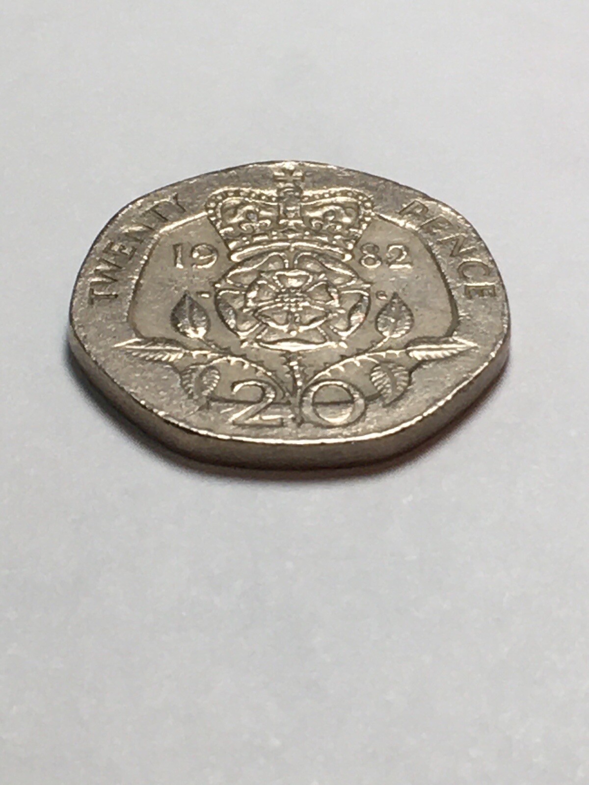 1982 United Kingdom Queen Elizabeth II 20 Pence Coin | eBay