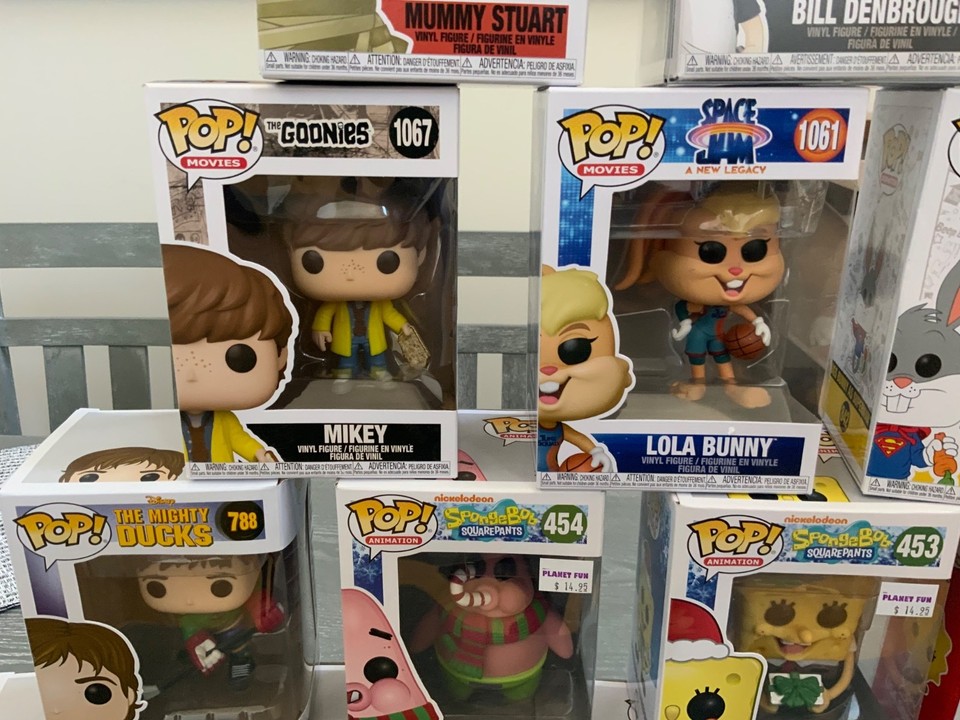 Lot of 19 Funko Pops TV MOVIE & CARTOON MINT IN THE BOX FROM NON ...