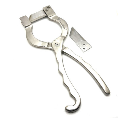Newberry Castrating Knife Cattle Bull Castration Livestock Veterinary ...