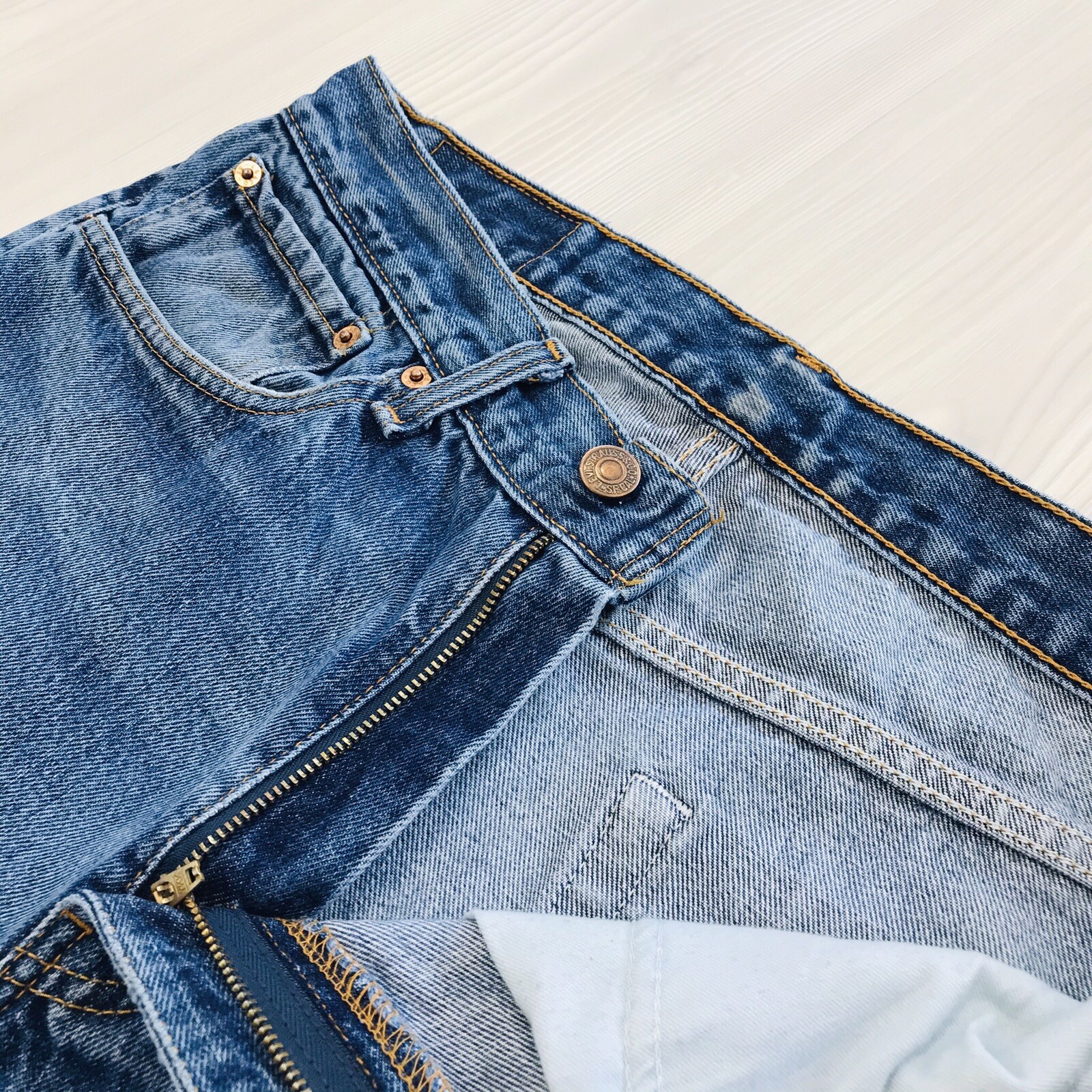 Levis's 751 02 Blue Regular Straight Fit Ripped Jeans Size W33 L32 | eBay