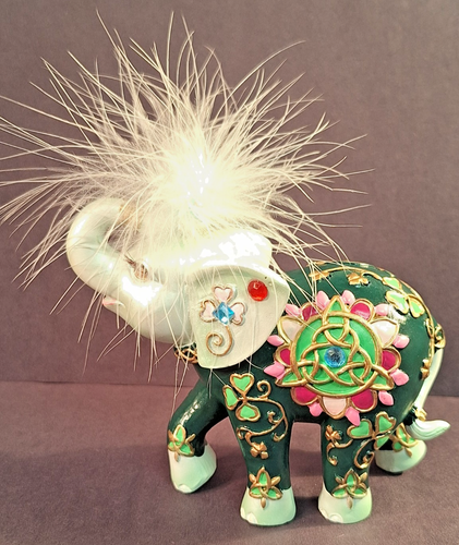 Hamilton Collection Elephant Figurine Celtic Clover Feathered Decor | eBay