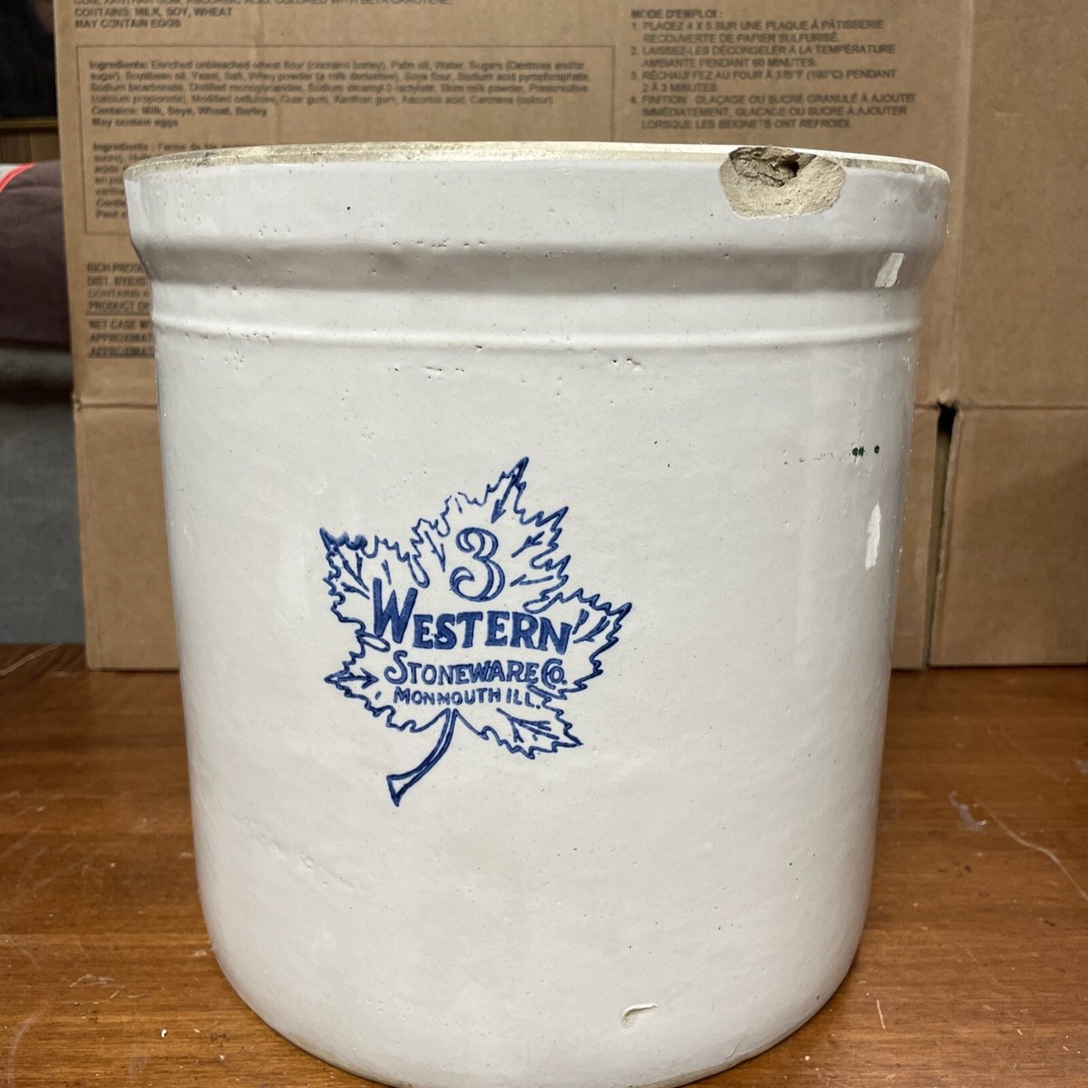 Monmouth Western Stoneware Crock Western Stoneware Co. Salt Glaze 2