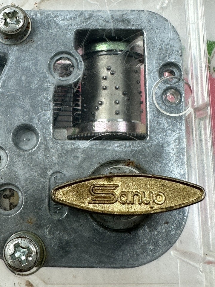 VINTAGE SANYO LUCITE PINK FLORAL MUSIC BOX (PERFUME MISSING) PLAYS ...