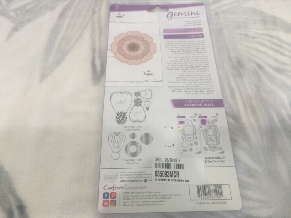 Crafters Companion - Gemini Treasure Box Dimensional Dies - Petal Dies ...
