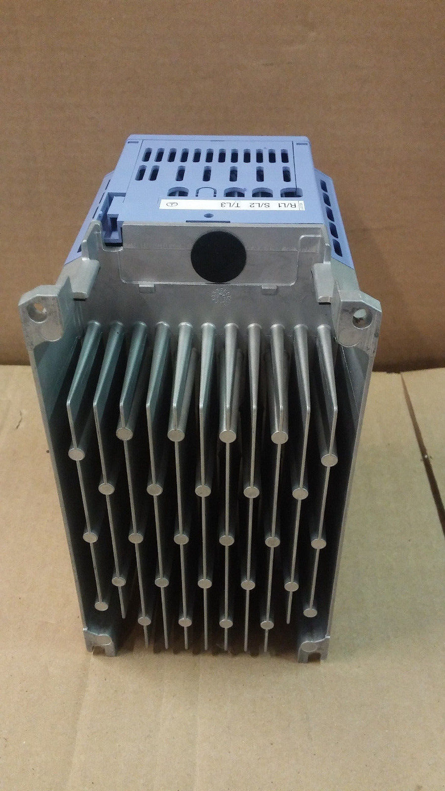 HITACHI X200-007HFU2 X200 Series 380-480 Volts 3 Phase 1 HP 2.5 Amps ...