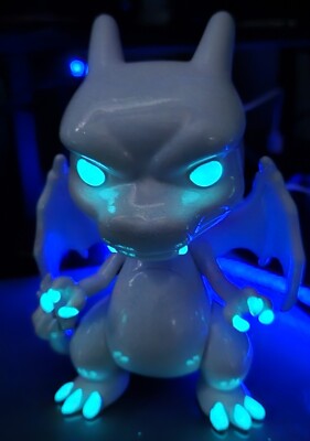 Funko Pokemon Charizard #843 White Diamond High Gloss Glow Chase | eBay