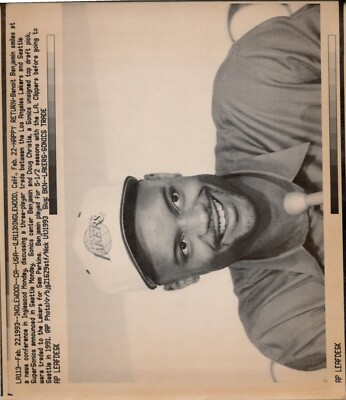 Benoit Benjamin La Lakers 7.50x8.50 AP Photo Leaf Desk 1993 Press Photo ...