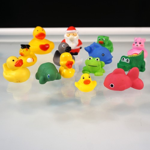 Bath Toys Assorted Brands Lot Of 14 Various Rubber Ducks Fish Gator ...