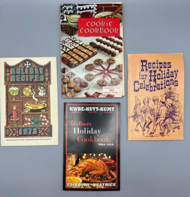 VTG Lot of 4 Cookbooks mostly Holiday Recipe Booklets Food baking ...