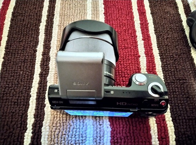 Sony Alpha NEX-5N 16.1MP Digital Camera - Black (Kit w/ 18-55mm Lens ...