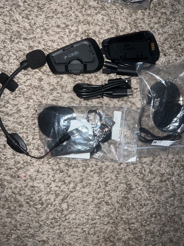 Cardo Freecom 2X - Single - FRC2X003 2-Way Bluetooth Intercom System ...