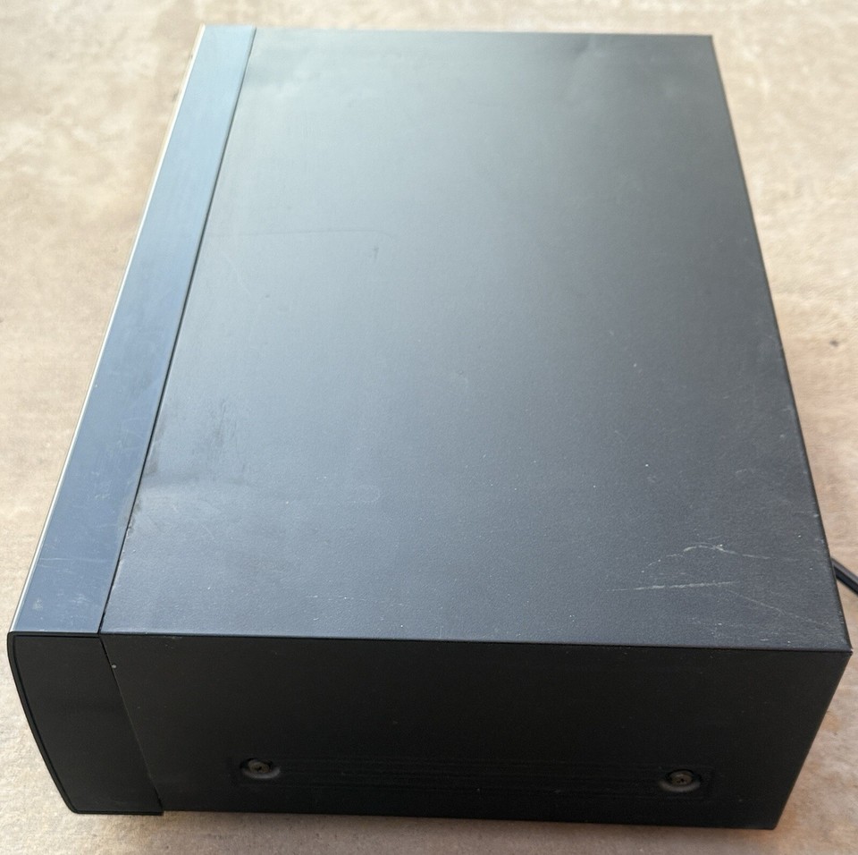 Pioneer PD-DM802 12 Disc CD Changer With 2 Cartridges Works - Read ...