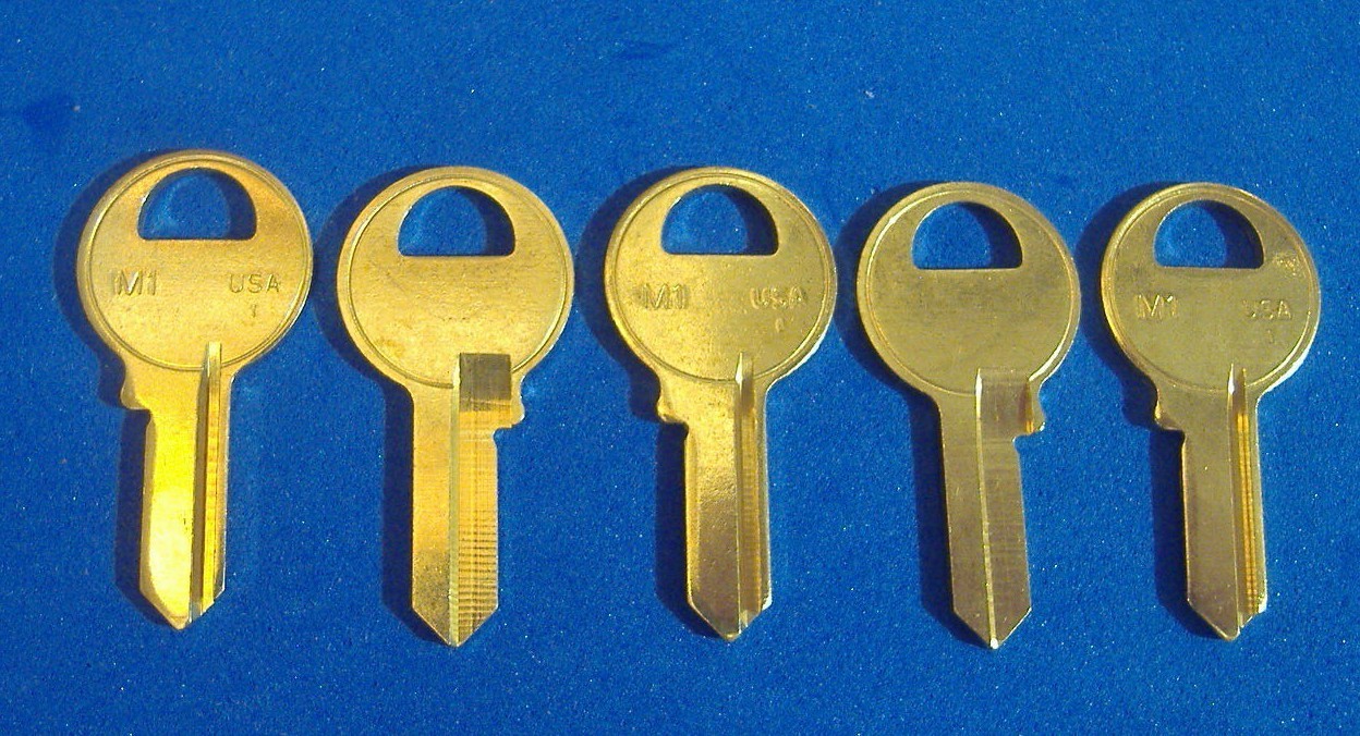 LOT OF FIFTY LOCKSMITH M1 KEY BLANKS FITS MASTER BRASS MADE IN USA | eBay