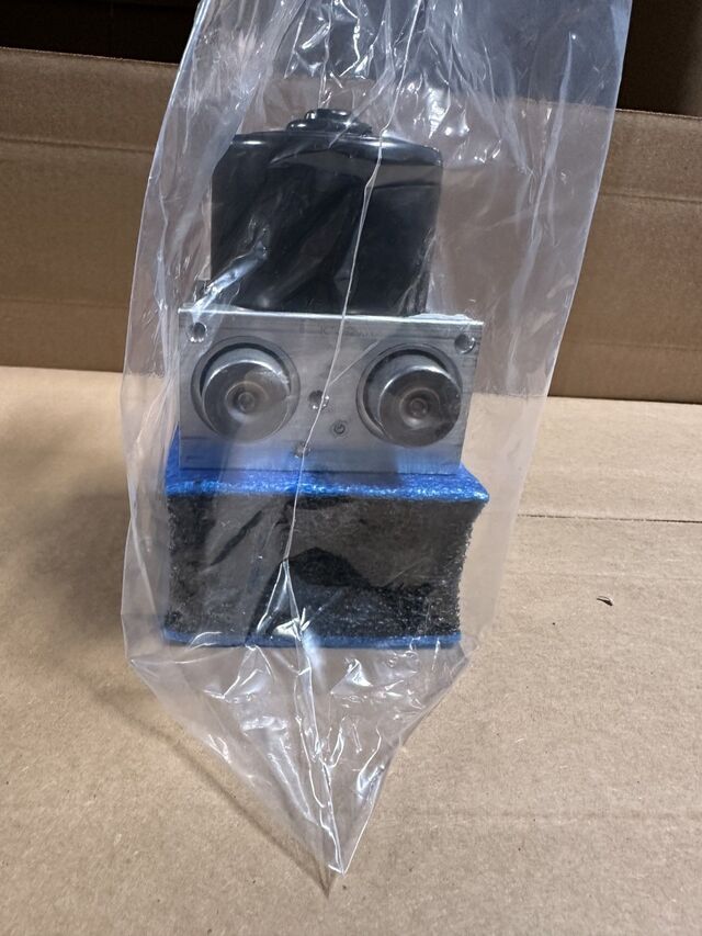 Genuine Ford ABS Control Unit DT4Z-2C215-A | eBay