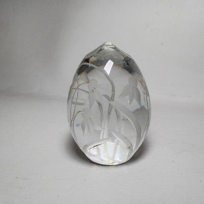 Crystal Etched Egg Shape Glass - Paperweight - Flowers (height: 4.5 ...