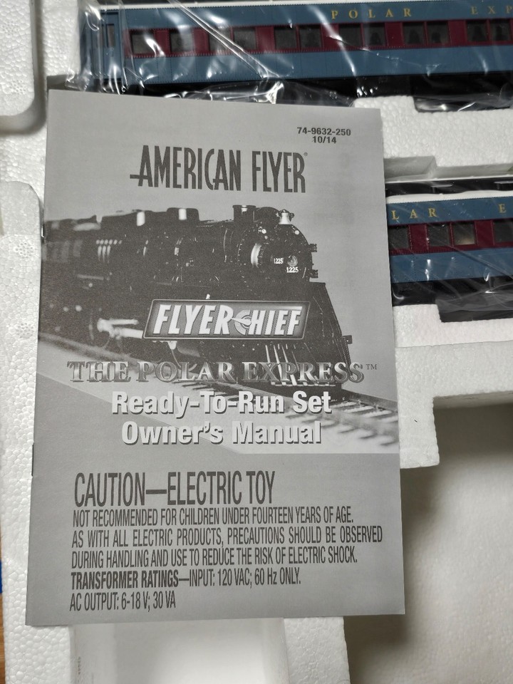 6-49632 LIONEL AMERICAN FLYER CHIEF POLAR EXPRESS PASSENGER TRAIN SET ...