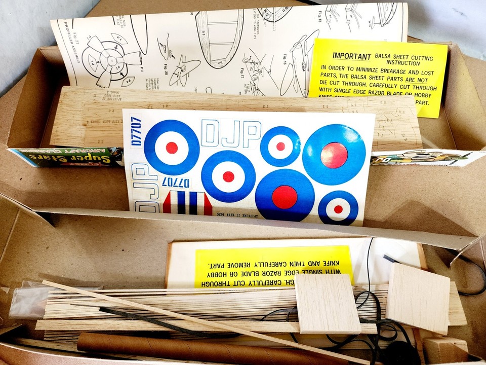 Comet Superstars British Submarine Spitfire Balsa Rubber Power or .010 ...