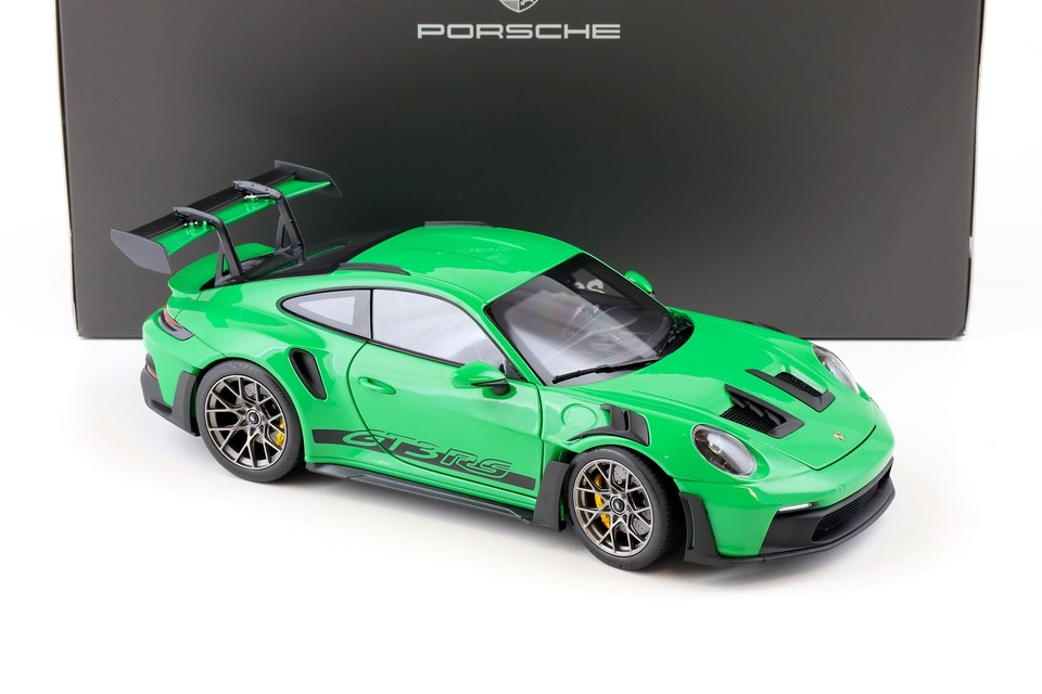 1:18 Norev Porsche 911 (992) GT3 RS Coupe 2022 Python Green WAP Dealer | eBay