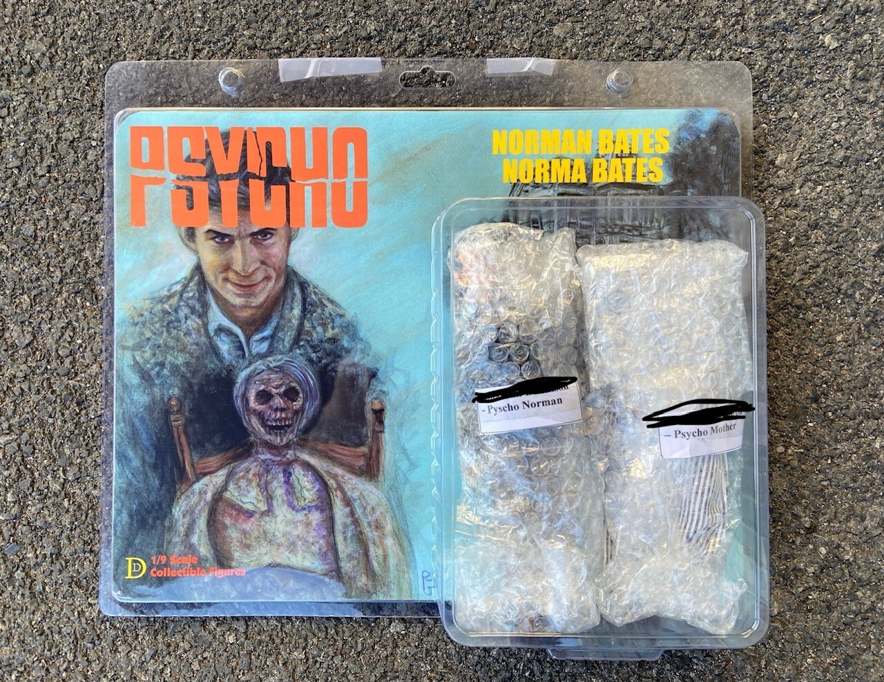 DISTINCTIVE DUMMIES Psycho Norman Bates and Norma Figures | eBay