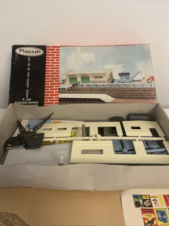 Playcraft Railways B333 Goods Shed With Crane OO Gauge Boxed Kit ...