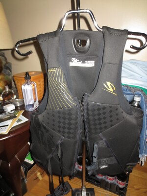 Men's Sterns U.S. Life Guard Approved Type III PFD Black Life Vest Size ...