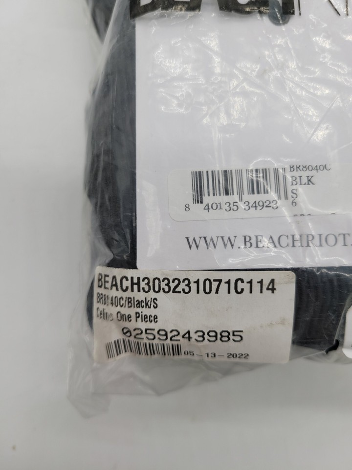 Beach Riot E3227 Women's Black Celine Solid One-Piece Swimsuit Size S ...