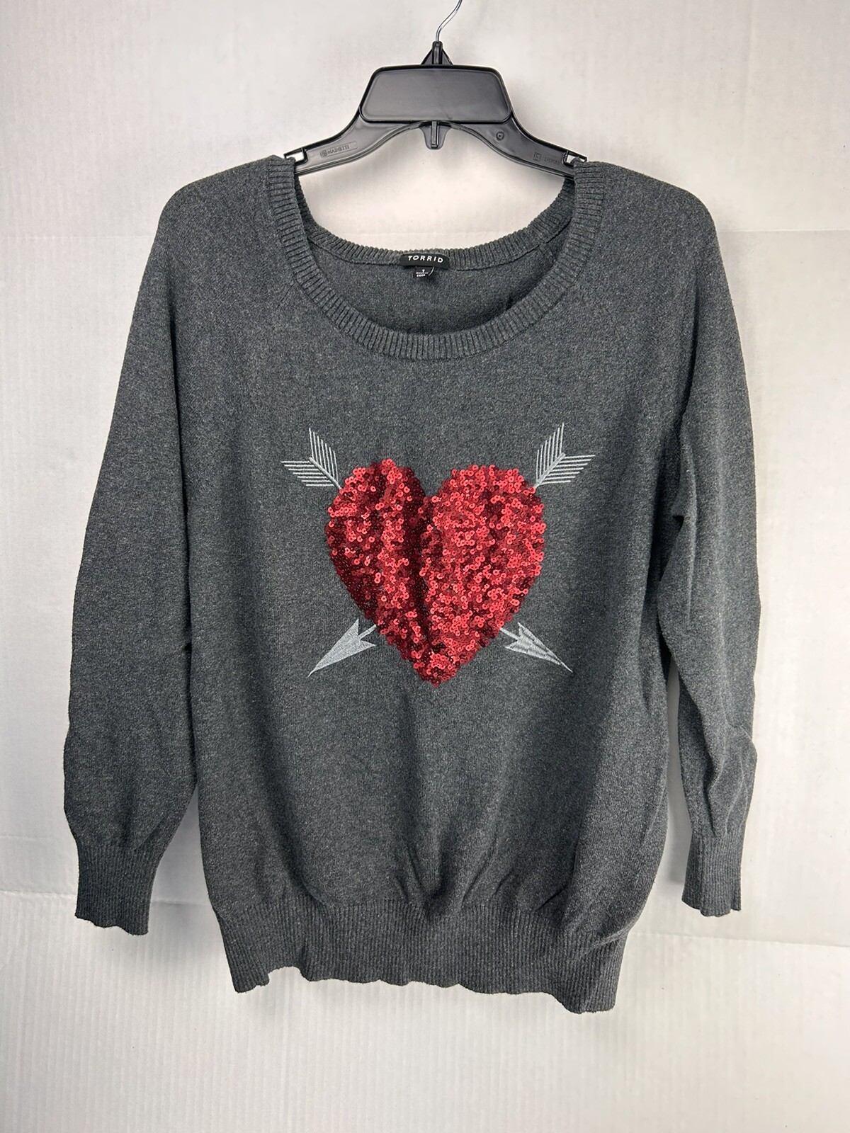Women’s Torrid Gray Sequin Heart Sweater Size 1 (1X) - Gem