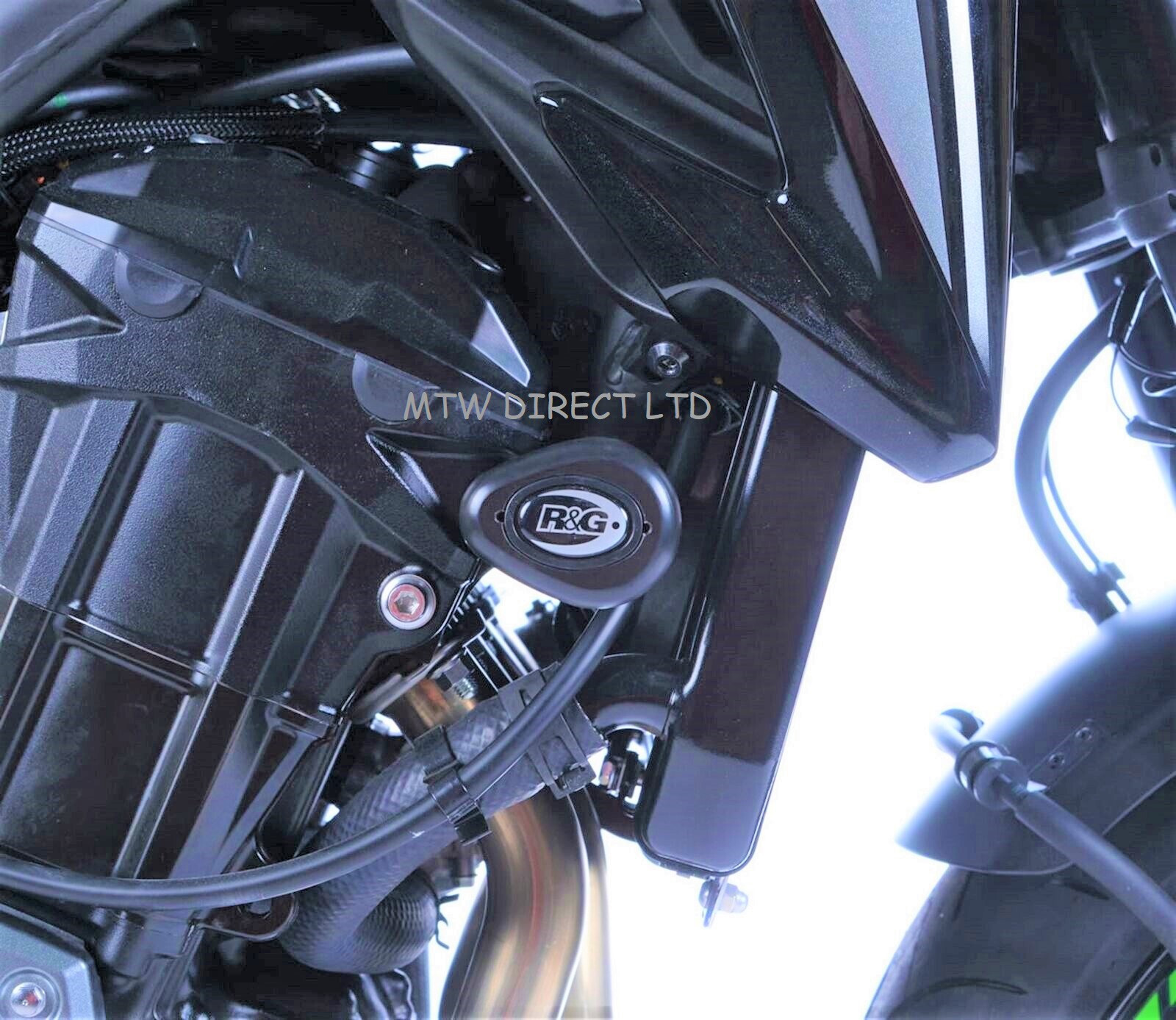 Kawasaki Z900 2017- 2018 R&G Racing aero style crash protectors bobbins ...