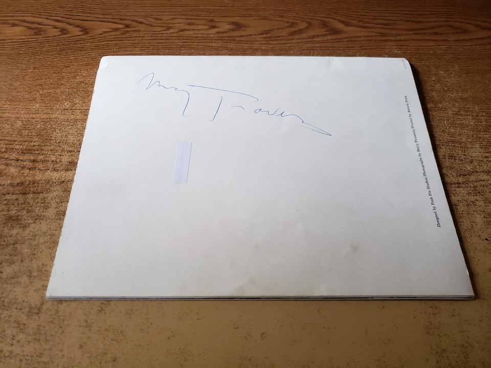 HAND SIGNED MARY TRAVERS 1963 VG+ P. P. & MARY IN THE WIND &CONCERT ...