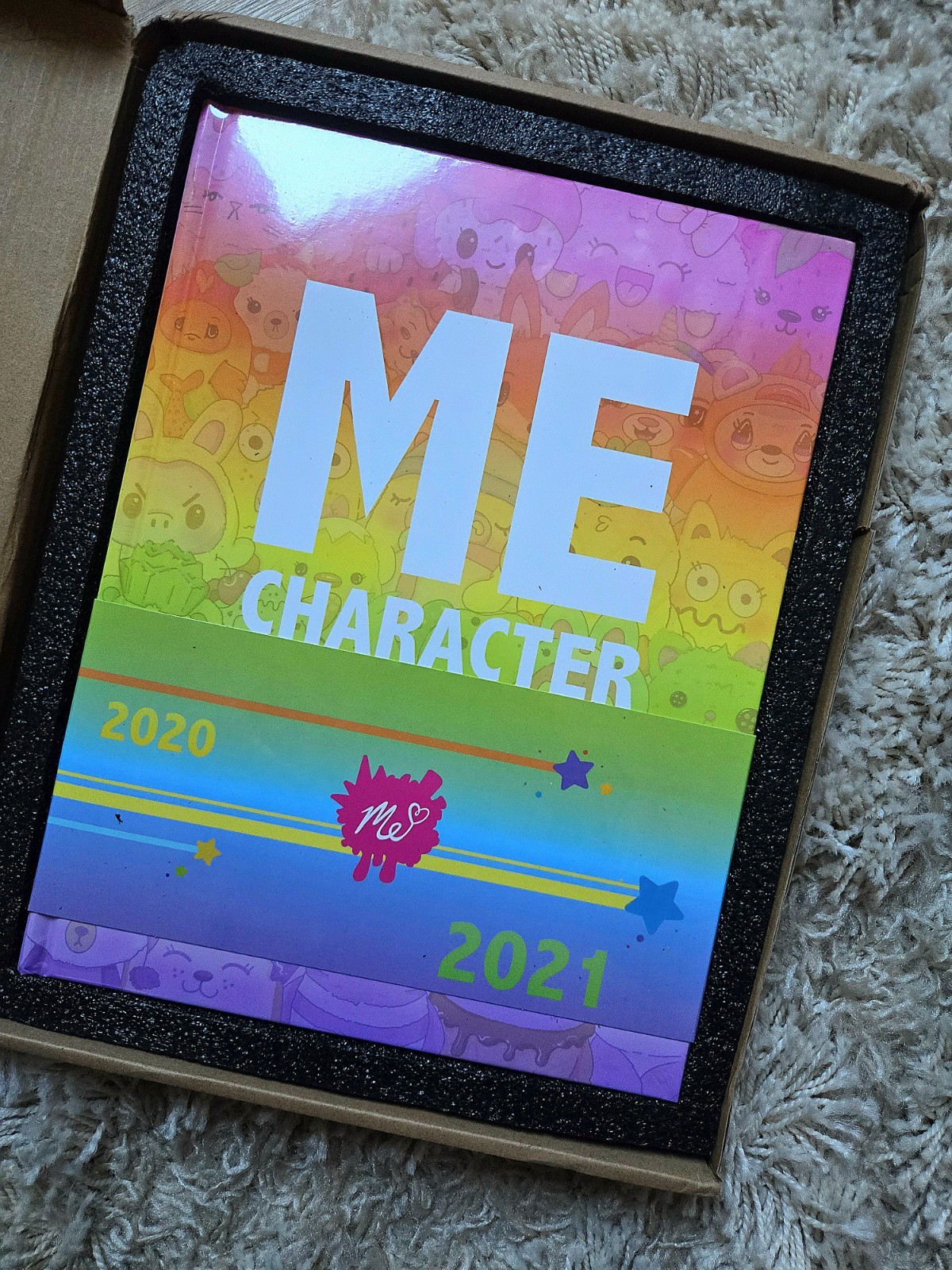 MORIAH ELIZABETH BOOK Volume 1: 2018-2021 Official Character Guidebook ...