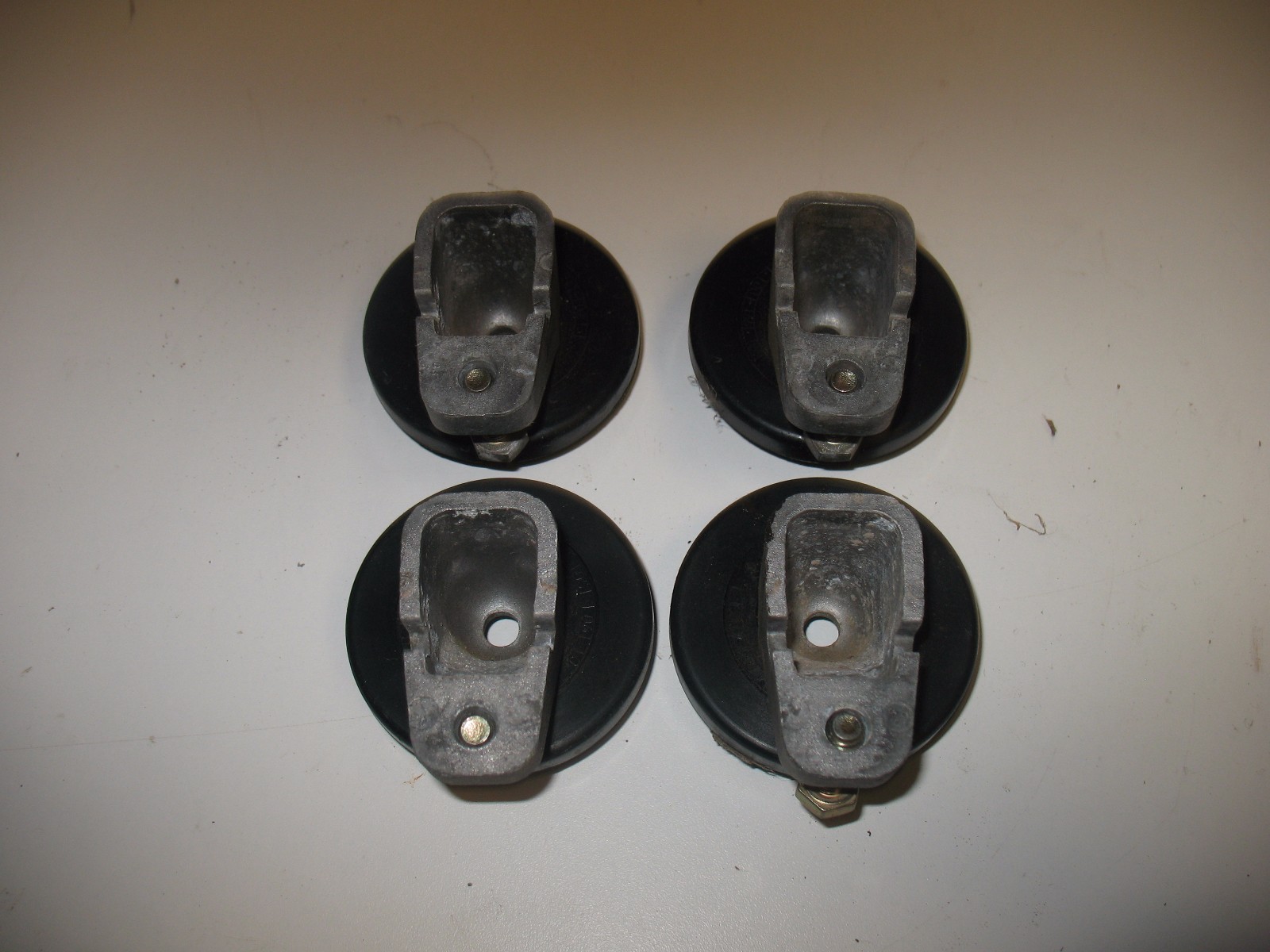 Ski Doo 800R REV 2007 Snowmobile Suspension Idler Bogie Mount 4PC ...