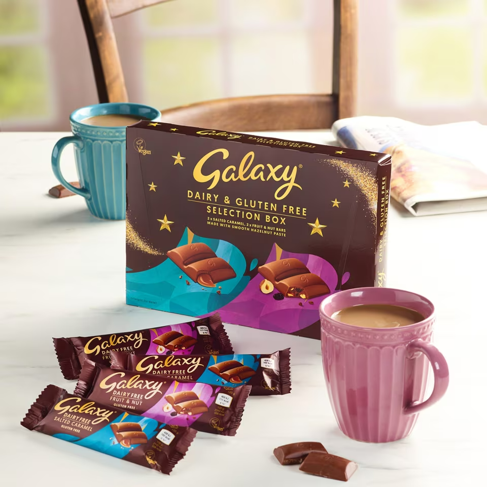 Galaxy Dairy & Gluten Free Selection Box 160g- with Raisins and ...