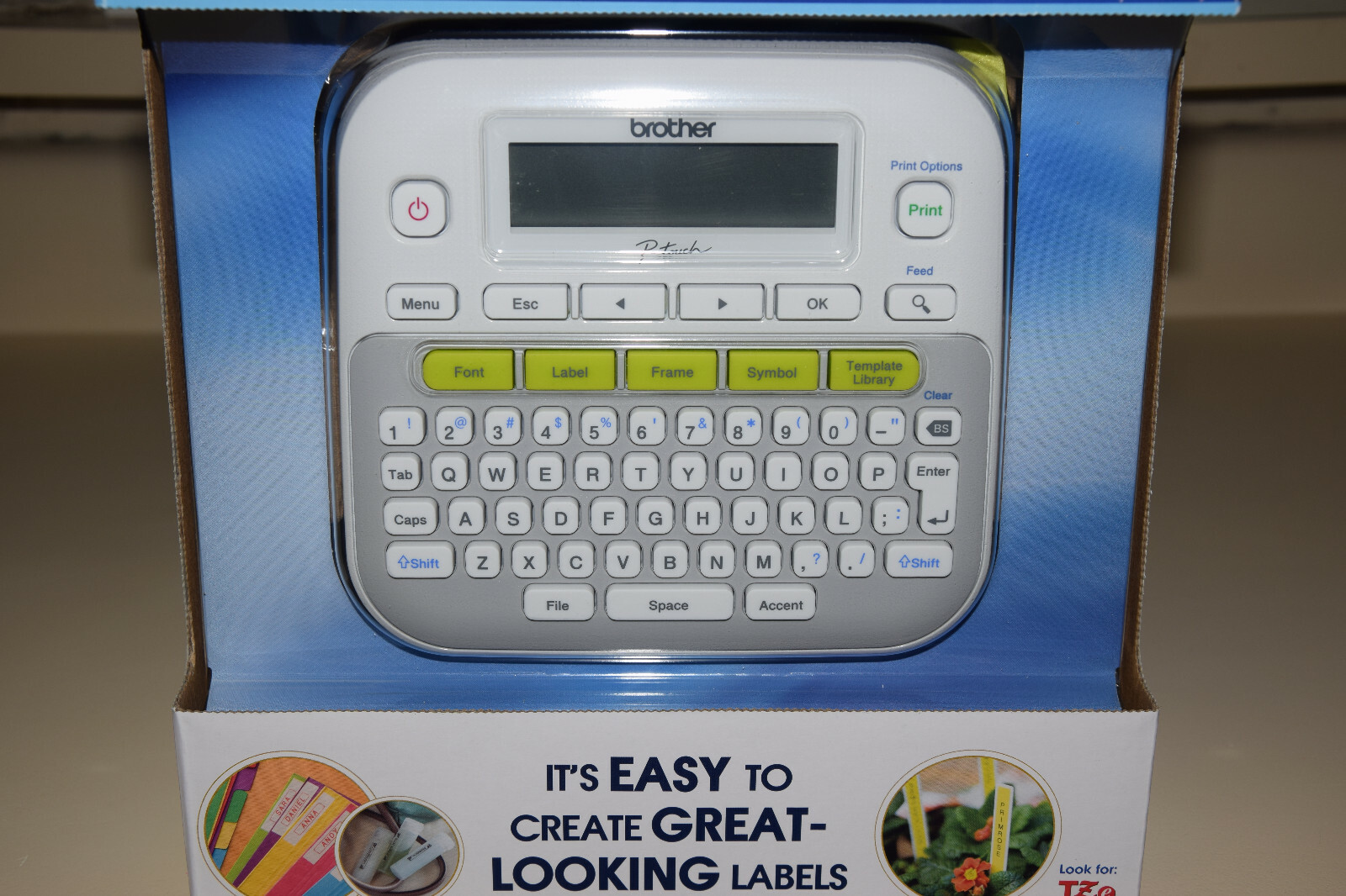 Brother P-touch PTD210 Thermal Label Maker Easy-to-Use One-Touch Keys ...