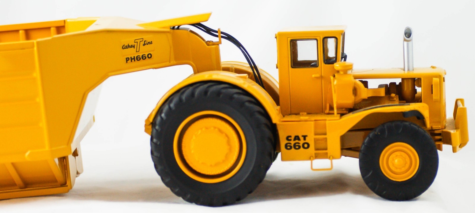 CATERPILLAR 660 CCM COAL HAULER TRUCK - 1:48 - DIECAST NIB 750 made | eBay