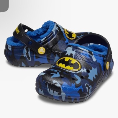 Crocs Kids' Classic Lined Batman Clog | Kids' Slippers, Navy C10/11/12 ...
