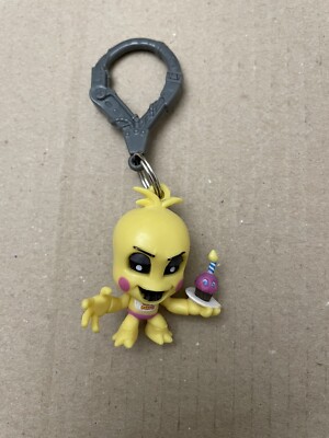 FNAF TOY CHICA OFFICIALLY LICENCED FIGURE HANGERS KEYCHAIN | eBay