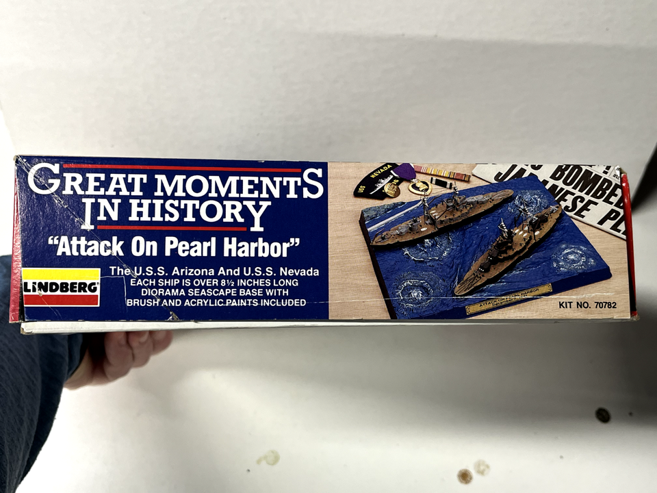 Lindberg Great Moments in History - Attack on Pearl Harbor Model Kit ...