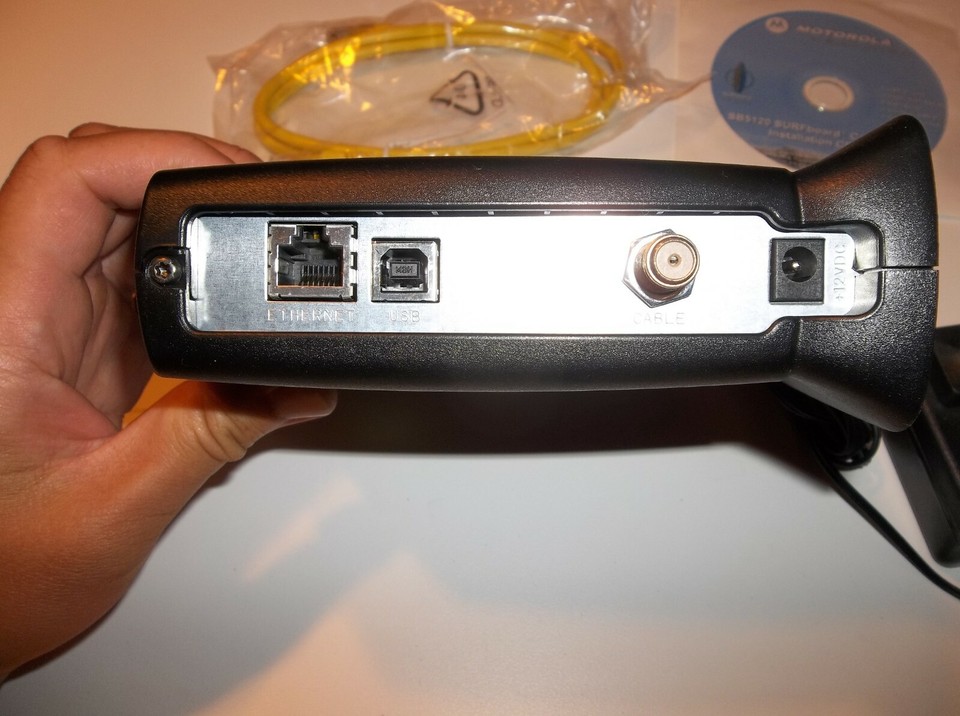 MOTOROLA SURFBOARD CABLE MODEM With AC ADAPTER ETHERNET & USB CABLE ...