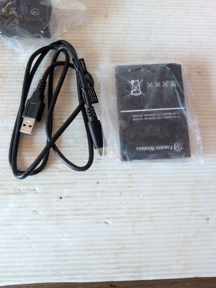 Franklin JEXtream RG2100 T-Mobile 5G Wi-Fi 6 Mobile Hotspot Router (T ...