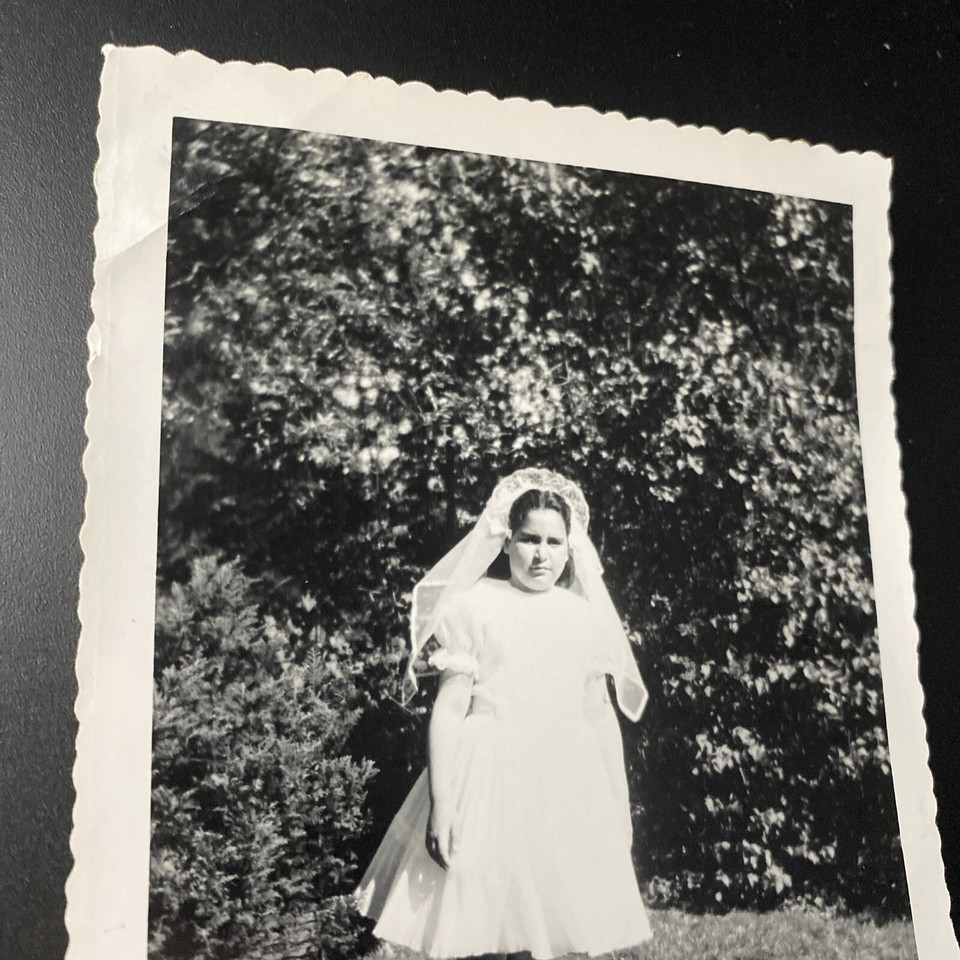 1950s First Communion Young Girl White Dress Veil Backyard Original ...