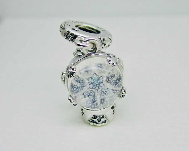 Snowflake Snow Globe Pandora Dangle Charm Murano Glass # 792369C01 for ...
