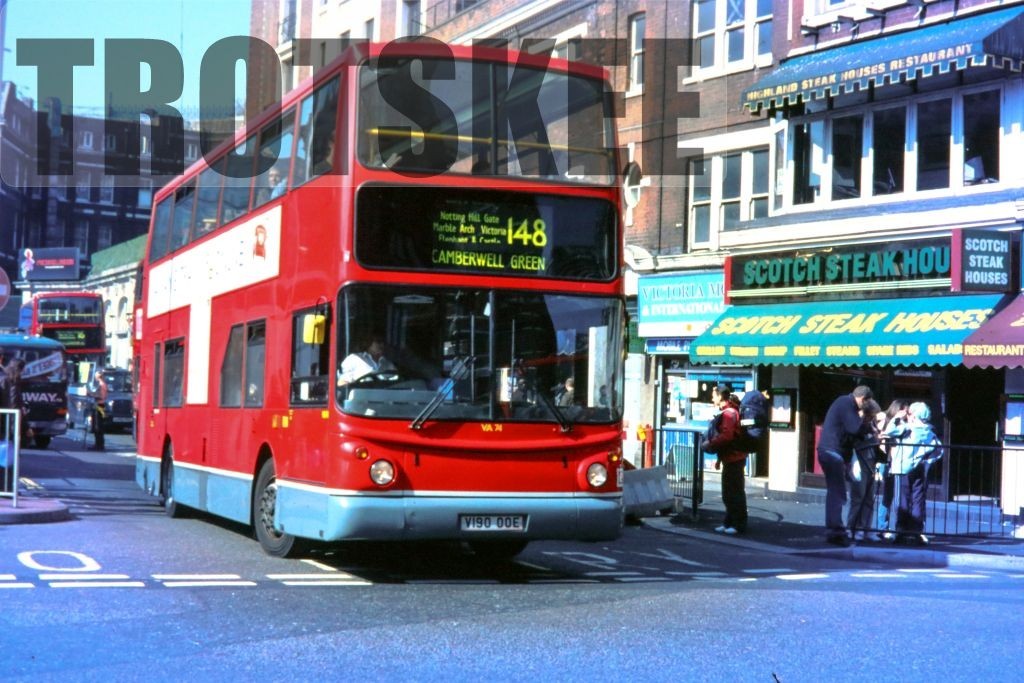 35mm Slide London Transport Volvo B7TL Alexander VA74 V190OOE 2005 ...