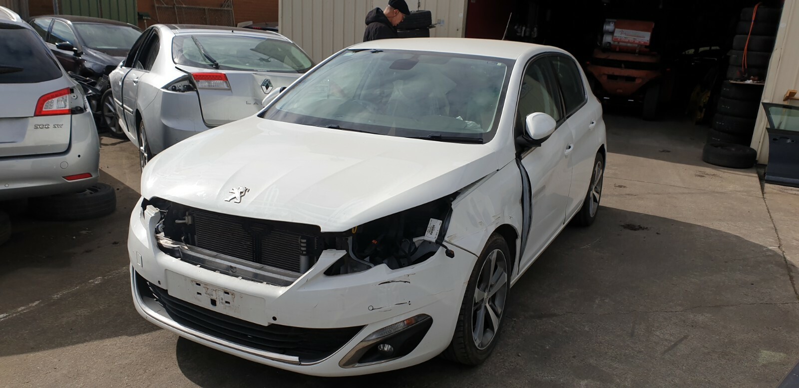 PEUGEOT 308 BONNET COWL TRIM T9 ,1.6L TURBO PETROL , 10/14-12/16 ...