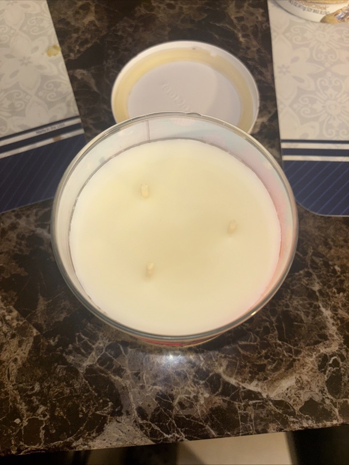 New! Goose Creek Little Debbie Christmas Tree Cakes Candle 14.5 oz 3 ...