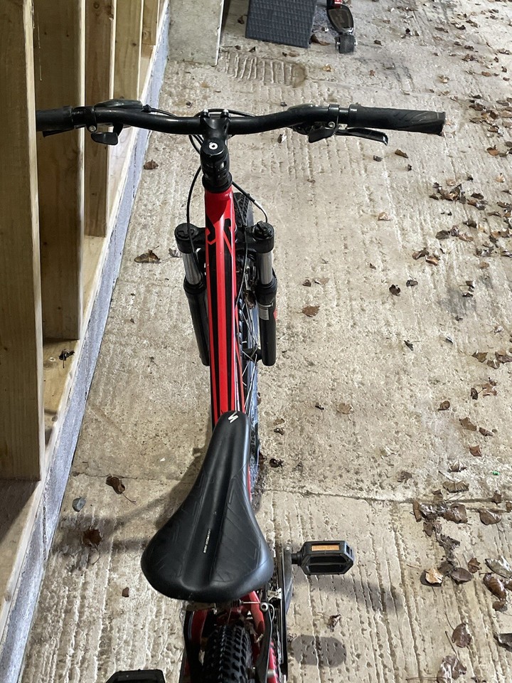 Specialised Hard rock Red Teenage Mountain Bike | eBay UK